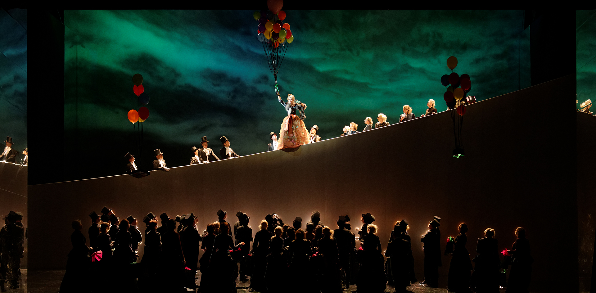 Manon - Polish Opera Now - Polish Opera Now